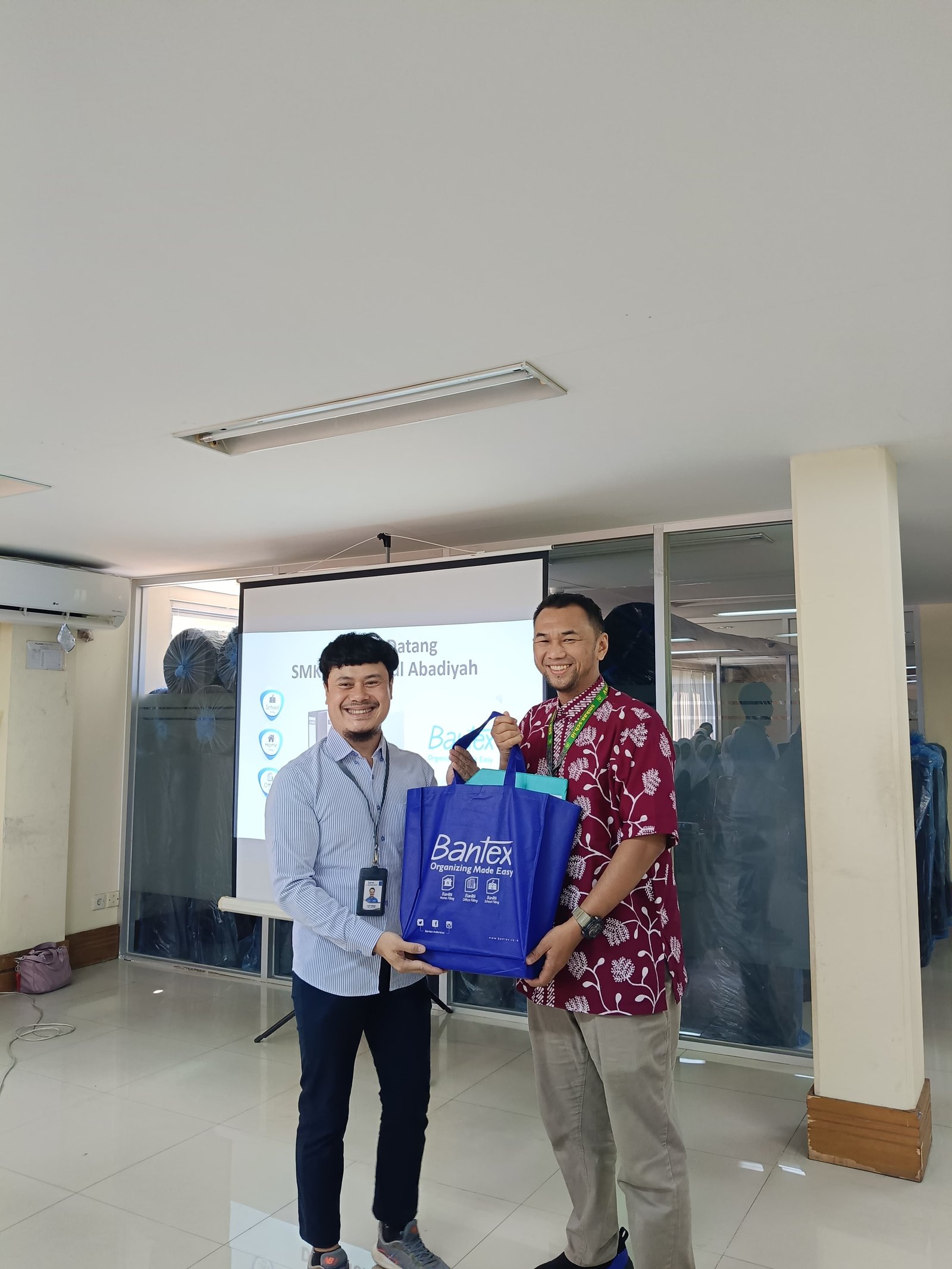 Field Manufacturing Visit PT Bino Mitra Sejati (BANTEX) Peserta Didik ...